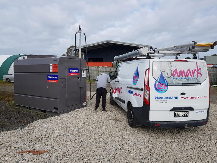 Bulk tanks | 4,800L, 10,000L, 20,000L | Waitomo Group